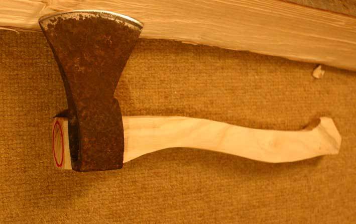 How to make a new axe handle